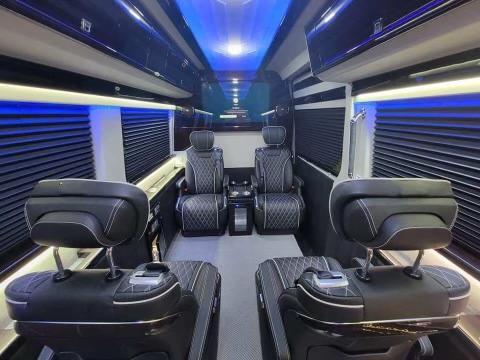 8 Passenger Luxury Sprinter Jet-Van
